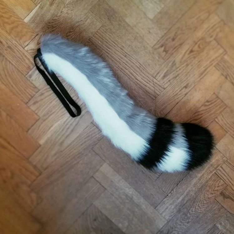 Commission Prices • Black Sticky